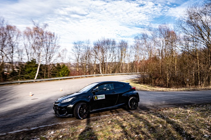 Yaris GR Galerie :: Toyota Yaris GR - Performance parts shop by KOMVET ...